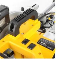 China Saw Woodwork Tools 2400W Compound Sliding Miter 10-Inch Miter Cutting 255mm For DIY Craftsmen for sale