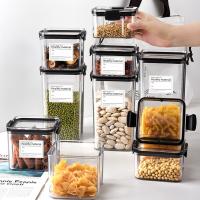 China Premium Sealed Clipped Plastic Lunch Containers 1800ml Food Storage Containers for sale