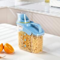 China 2000ml Capacity Plastic lunch Box Food Container with Graduation Lines for sale