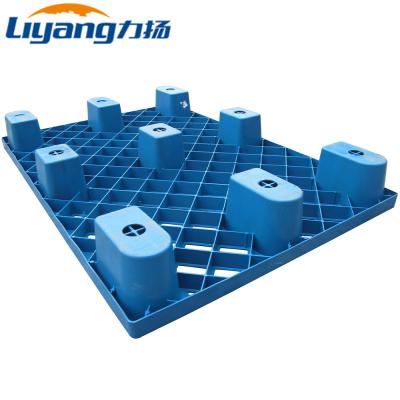 China Blue HDPE Euro Plastic Pallet Industrial Plastic Pallet 1200 X 800 for sale