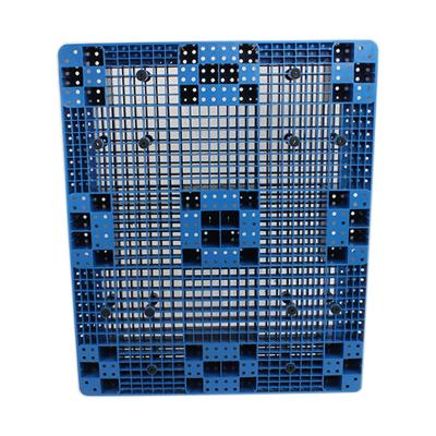 China HDPE Perforated Nestable Plastic Pallets Blue 6 Ton Static Load for sale