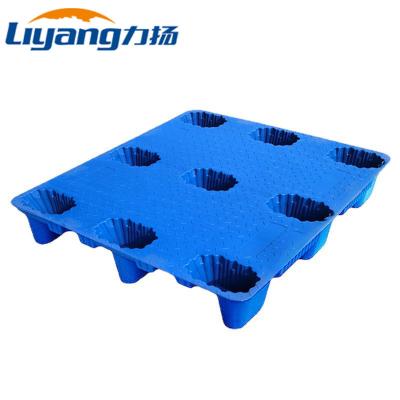 China Large Euro Plastic Pallet Stackable HDPE Pallets Four Way Forklift Entry for sale