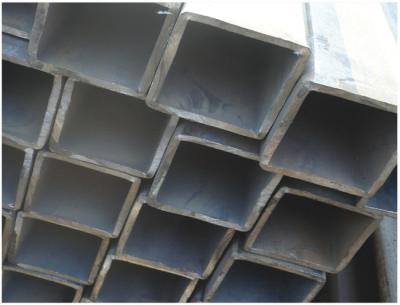 China Round Square Rectangle Galvanized or Oiled ERW Welded Steel Pipe for Structural and Industrial Applications for sale