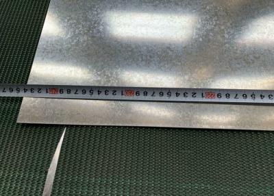 China 0.3–3.0mm Big Spangle Hot Dipped Galvanized Steel Sheet 35–1250mm Width for Outer Wall Cladding Applications for sale