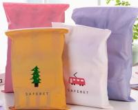 China Recyclable EVA Plastic Zipper Pouch Packaging - Custom Sizes, 1-8 Color Printing, Food Grade Materials for sale