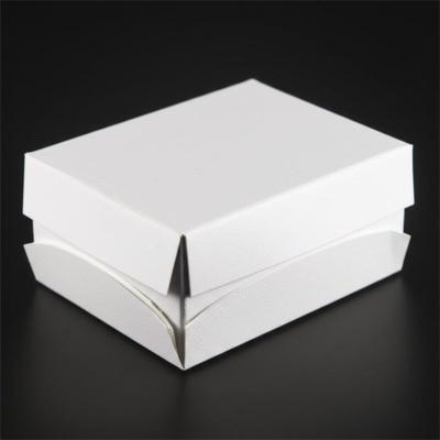China Custom Cardboard Perfume Box with 130gms Fancy Paper Lamination Finish for sale