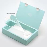 China Glossy UV Coated Foldable Lipstick Cosmetic Paper Box Custom Printed Logo for sale