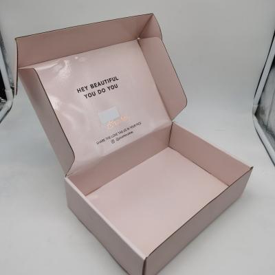 China SGS Certified Corrugated Paper Garment Packaging Boxes - Custom Logo Shipping Boxes with 1000pcs MOQ and 10-15 Day Production for sale