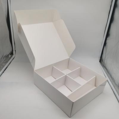 China Custom 350gsm Food Grade Paper Sushi Box with Glossy Lamination - 1000pcs MOQ, 7-Day Lead Time for sale