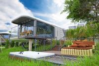 China Custom Modular Capsule Home Prefabricated Eco Mobile House with 2000 Units Annual Capacity and Steel Frame Structure for sale