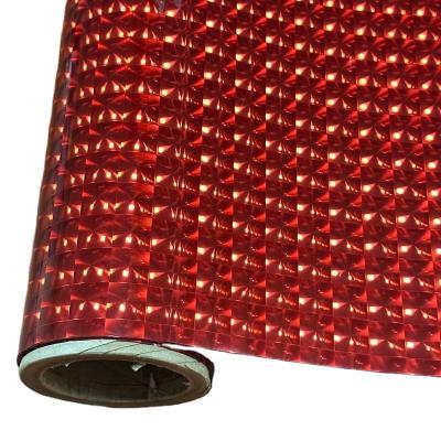 China Red 3D Lens Film BOPP Holographic Lamination Film 60-100°C for Moisture Proof Packaging for sale