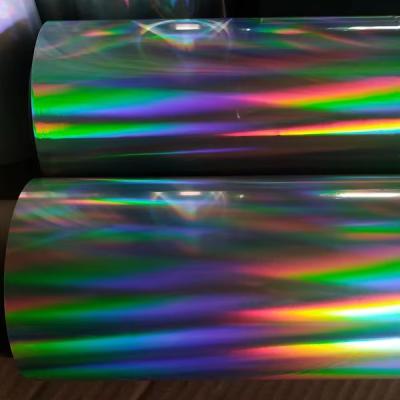 China BOPP Holographic Metallized Wet Lamination Film 23 Micron for Packaging and Printing for sale