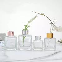 China 50ml Reed Diffuser Bottle Glass 200ml Reed Diffuser Perfume Bottles With Cork for sale