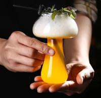 China Mushroom Shape Beverage Cocktail Glass Bottle Transparent 285ml For Bar Store for sale