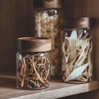 China Empty Dustproof Transparent Glass Jars With Lids Eco Friendly 580ml 500pcs for sale