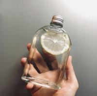 China Beverag Juice Wine Flat Glass Water Bottle 12.3oz 17.7*8.6cm for sale