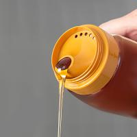China 0.7L Plastic Honey Bottles Reflux Inlet Sealing Jars Hot Stamping for sale