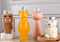 China Food Grade Plastic Beverage Bottles Squeezable 23.3oz 16 Oz Honey Bear Bottles for sale