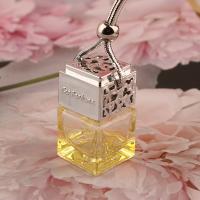 China Diffuser Crystal Glass Bottles Colorful Green Pink Yellow With Wood Cap for sale