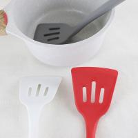 China Food Grade Safe Silicone Kitchenware Set Pot Shovel Eco Friendly OEM ODM for sale