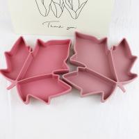 China Food Grade Toddler Silicone Plates , Maple Shape Suction Divided Plate Unbreakable for sale