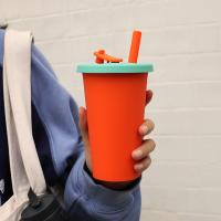 China Hot Proof Portable Silicone Kids Cup For Tea Milk Juice 300ml 350ml for sale