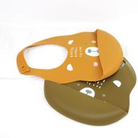 China Newborn Toddler Waterproof Printed Silicone Bib With Food Catcher Non Toxic for sale