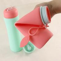 China Pink Green Reusable Silicone Water Bottle For Outdoor Sports Travel OEM for sale