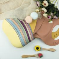 China BPA Free Soft Personalised Silicone Bib , Waterproof Silicone Food Catcher Bibs for sale