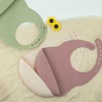 China Toddler Feeding Silicone Baby Bib BPA Free Soft With Food Catcher for sale