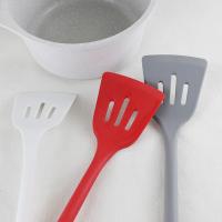 China Red Gray White Colors Silicone Kitchenware Set Spatula Hot Proof With Panton Color for sale