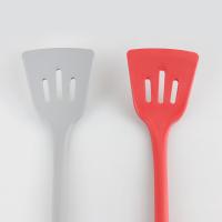 China BPA Free Silicone Kitchenware Set Pot Shovel With Customized Logo for sale