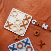 China MOQ 50 Sets Silicone XO  Tic Tac Toe Puzzle Customizable Logo Colors BPA Free CE Certificate Silicone Toys for sale