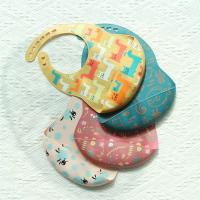 China Protect Your Baby Clothes Silicone Baby Bib Stain Resistant Animal Printing Pattern Silicone Bib for sale