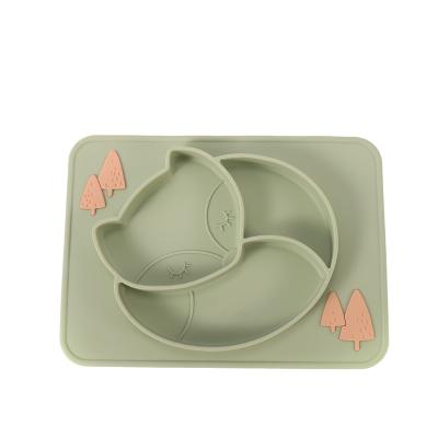 China Microwave Safe silicone baby spoon designed with soft flexible material gentle on baby gums and dishwasher safe for sale