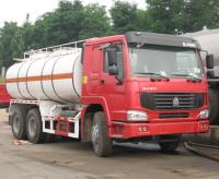 China 25000kg Road Tanker Truck For Oil Delivery HOWO 6x4 371 HP  ZZ1257N4347 for sale