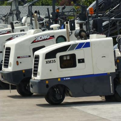 China 40m / Min Road Construction Machinery / Asphalt Milling Machine 5T Work Weight XM35 for sale