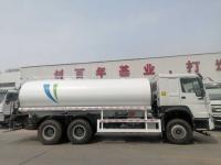 China Sinotruk HOWO 6×4 Drive Water Tank Truck with 30 cbm Capacity and Stainless Steel Tank for Municipal Services for sale