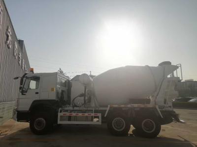 China High-Performance HOWO Mixer Truck with 371HP Engine, 10-12 m³ Drum Capacity, and Euro 2 Emission Standard for sale