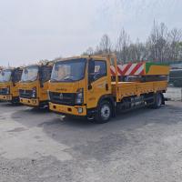 China HOWO 4×2 Diesel Engine Crash Cushion Truck with Hydraulic Control System and Modular Energy-Absorbing Design for Highway Safety for sale
