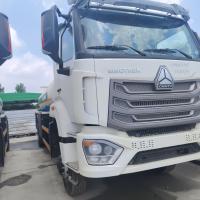 China HOWO NX 6×4 CNG Fuel Tank Truck with 400HP Engine and 30,000L Capacity for Diesel and Petrol Transport for sale