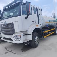 China HOWO NX 6×4 CNG Fuel Tank Truck with 400HP Engine and 25,000L Capacity for Fuel Distribution for sale