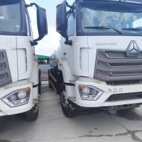 China HOWO NX 6×4 CNG Fuel Tank Truck with 400HP Engine and 20T Payload for Diesel and Petrol Transportation for sale