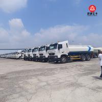 China Camião Cisterna de Água HOWO TX 6×4 Novo com Várias Capacidades para Mineração e Construção em Moçambique for sale