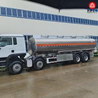 China Camión Cisterna de Combustible HOWO TX 8×4 – Camión Tanque de Aluminio SINOTRUK para Transporte de Combustible for sale