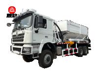 China New SHACMAN 6×4 Bulk Emulsion Mixing and Charging Truck with 300 kg/min Efficiency and 8-23 m Telescopic Hose Arm for sale
