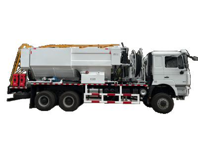 China 8×4 Bulk Emulsion Explosive Mixing and Charging Truck with 350 HP Diesel Engine and 8-23 m Telescopic Hose Arm for Mining for sale