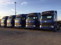 China ZZ4257N3847P Jewelry Blue 6x4 HOWO A7 Tractor Trailer Truck With ZF8098 Steering for sale