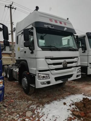 China ZZ4257N3647A HOWO 6x4 371HP Tractor Truck With White color and HW19710 Transmission for sale