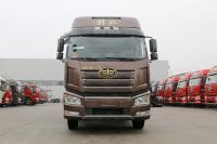China FAW J6P 40 Ton 6x4 Diesel Tractor Truck With Xichai CA6DM3 Engine And 12R22.5 Tires for sale